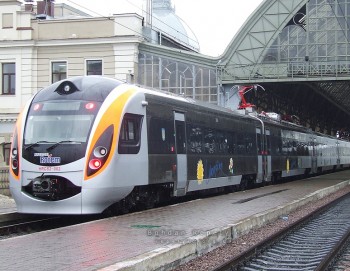 Ukrainian Railways To Launch Intercity Train To Poland In December ...